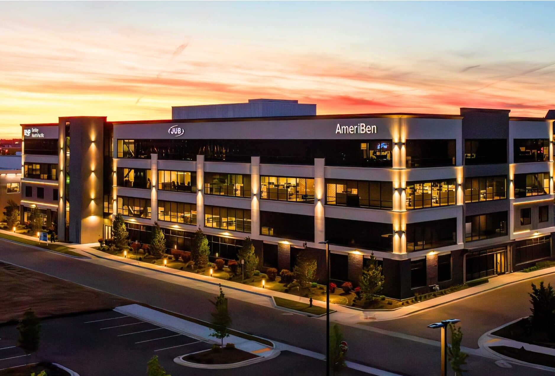 The Ameriben Building 2 At Ten Mile Crossing | Ahlquist